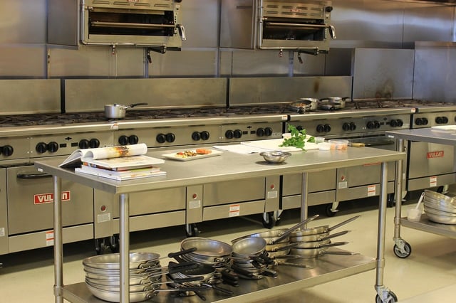 How to Improve Ventilation in a Commercial Kitchen